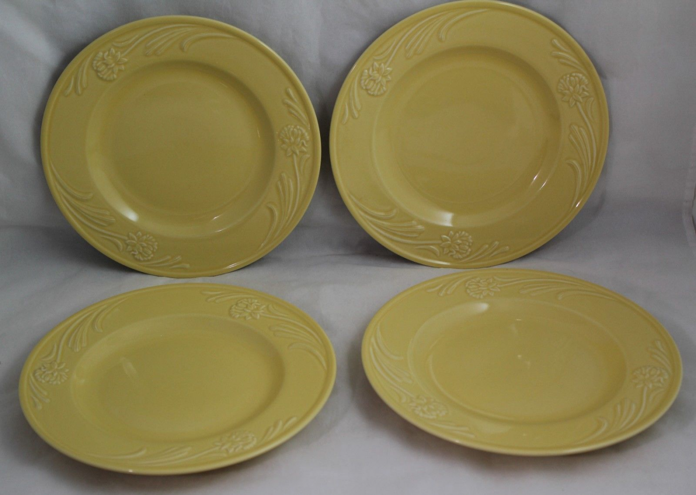 Moving to Manhattan With Fragile Plates Blog Image – Shleppers